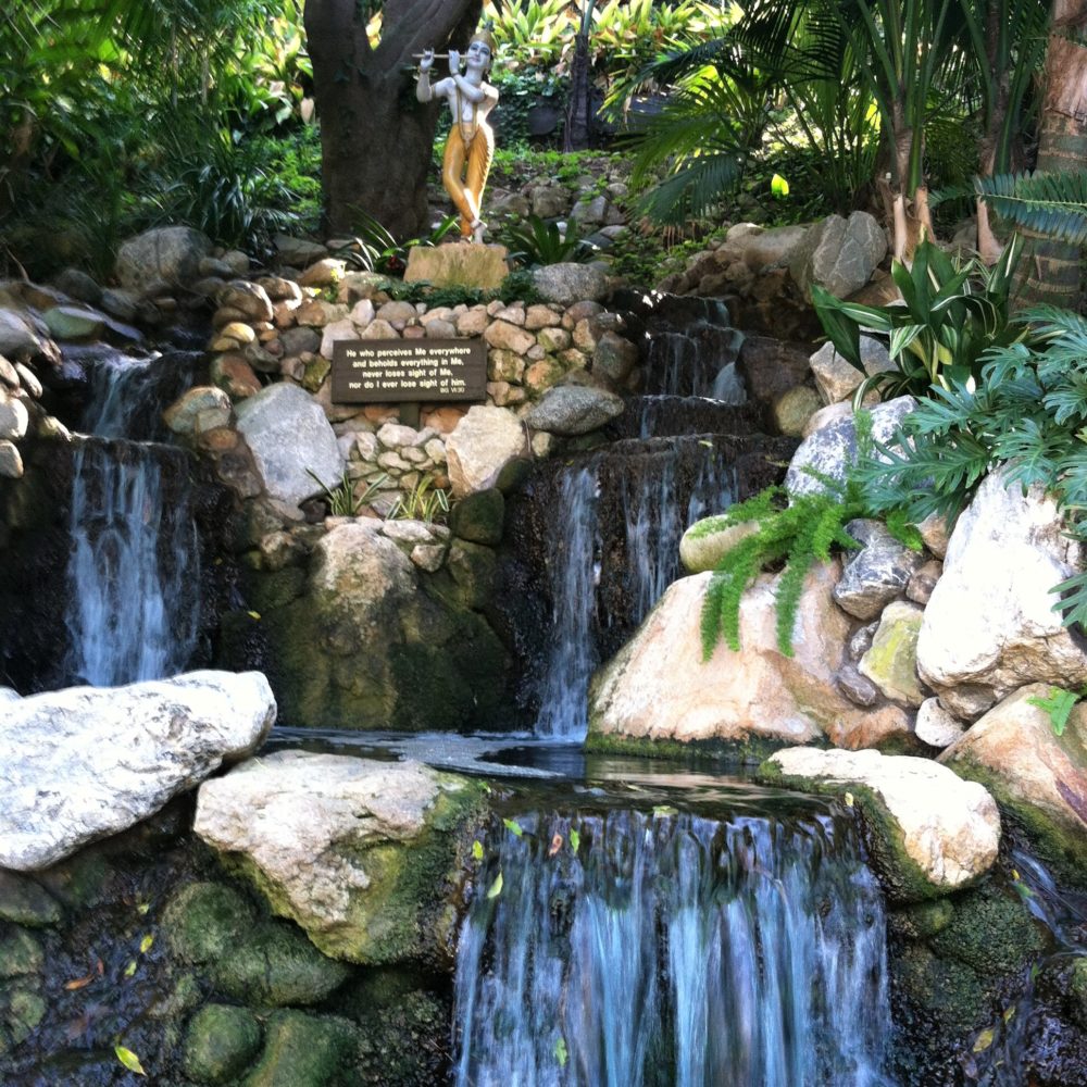 A Visit to Self-Realization Fellowship Lake Shrine in Los Angeles ...