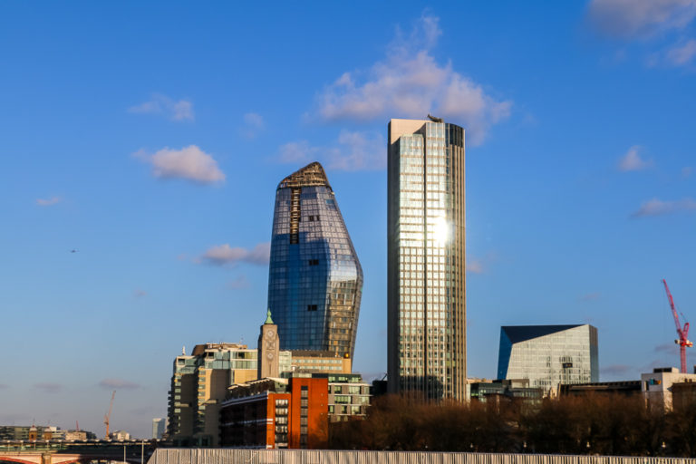 Freezing London: Photos to Inspire You to Visit London - Roads and ...