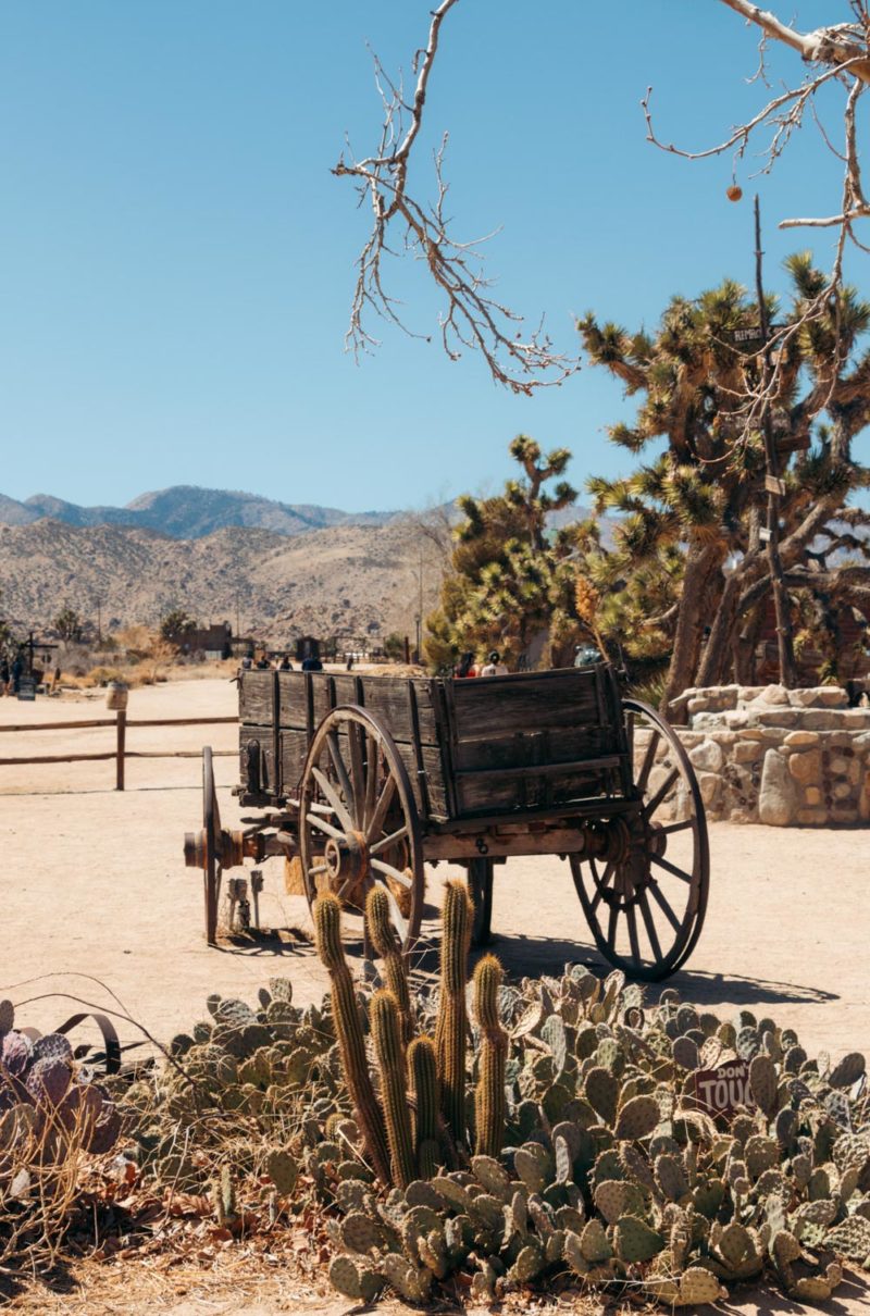 A Complete Guide to Visiting Pioneertown, California - Roads and ...