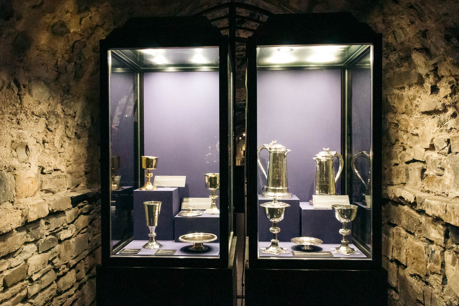 Inside Christ Church Cathedral in Dublin (+Photo Gallery) - Roads and ...