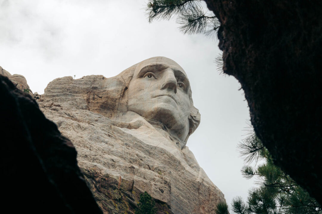 How to Visit Mount Rushmore National Memorial: Presidential Trail ...