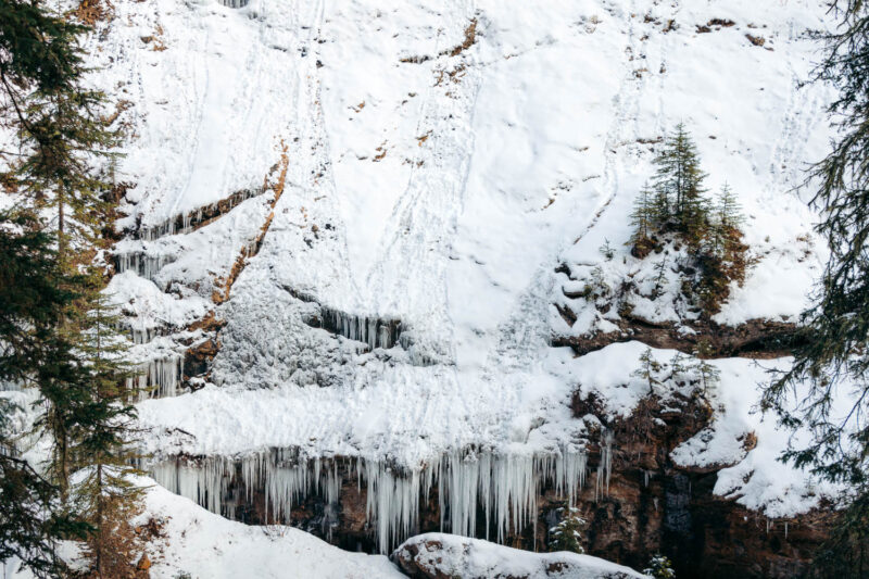 How to Visit Banff National Park in Winter (November - December ...