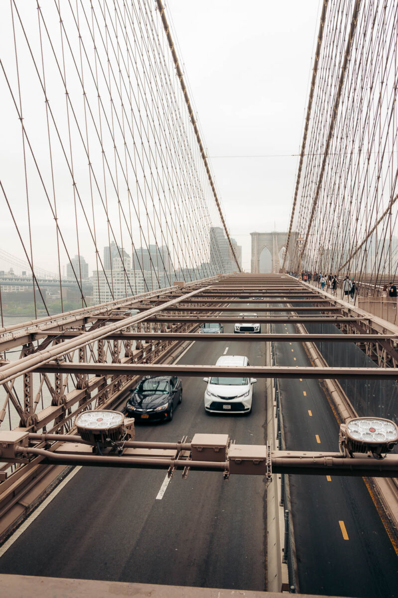 How to Walk across Brooklyn Bridge (Manhattan to Brooklyn) - Roads and ...