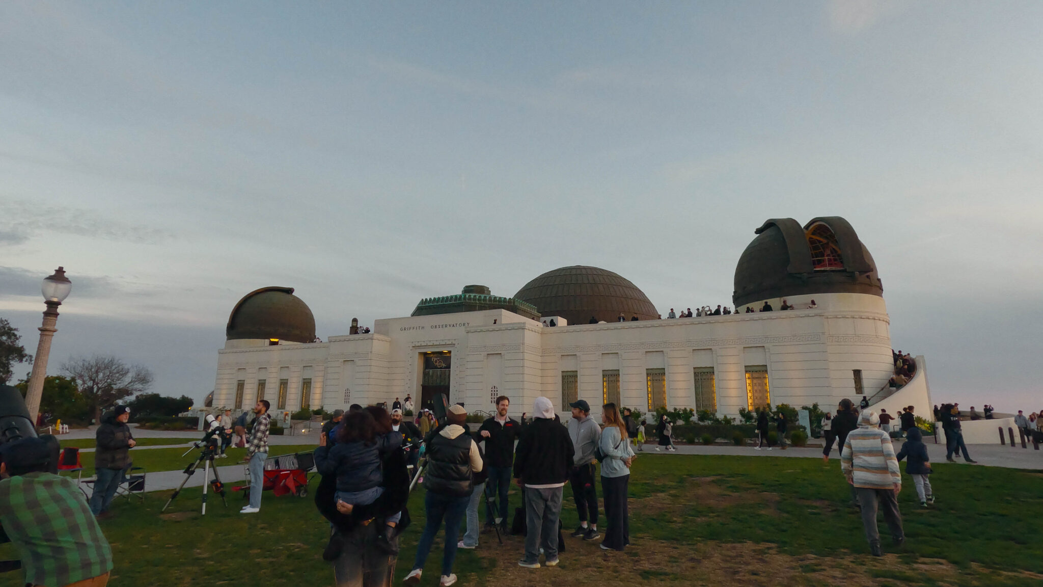 Griffith Observatory Star Party: Planet and Stargazing - Roads and ...